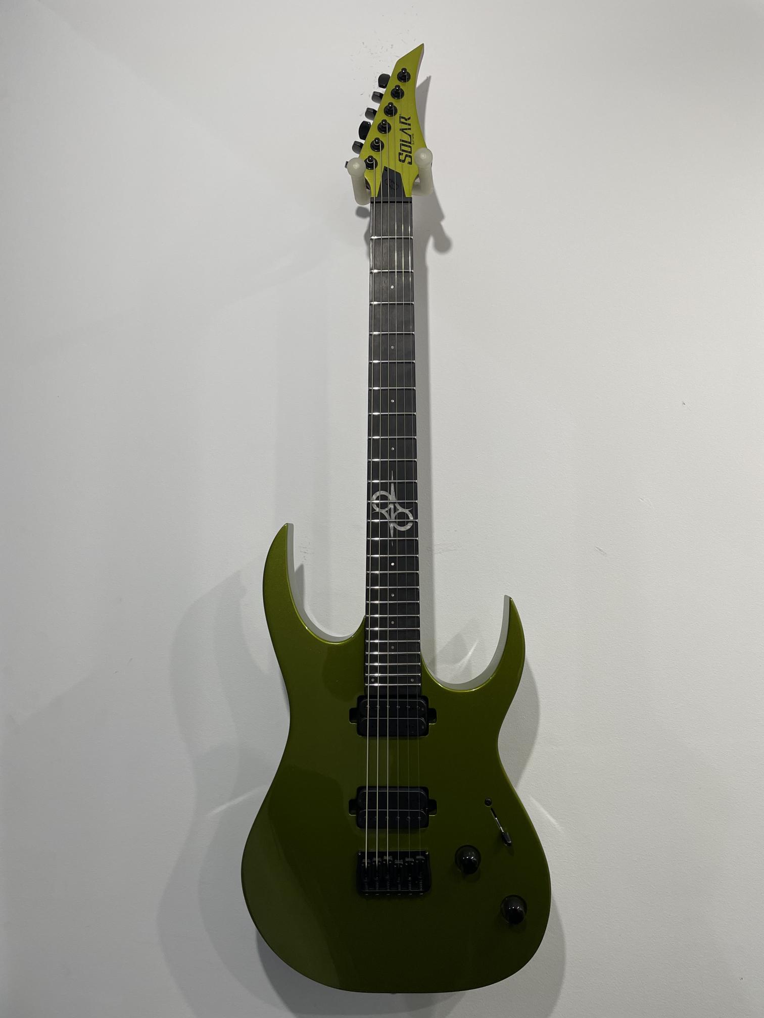 SBR1.6HCLG+ – Candy Lime Green Metallic Gloss Outlet N°: IW24010101